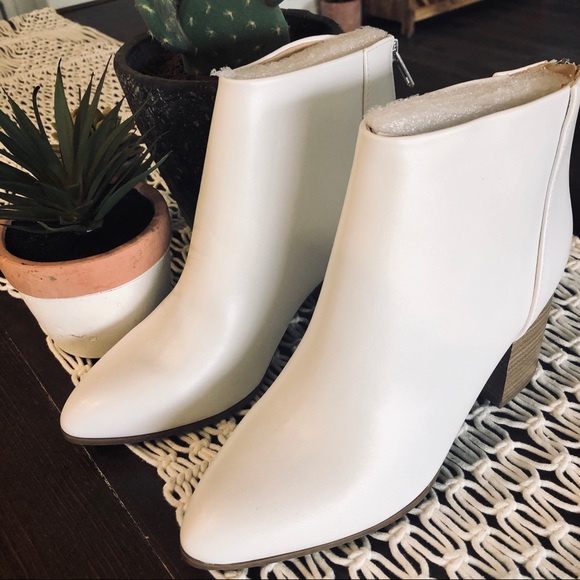Shoes | Ankle Bootie White Wooden Heel | Poshmark
